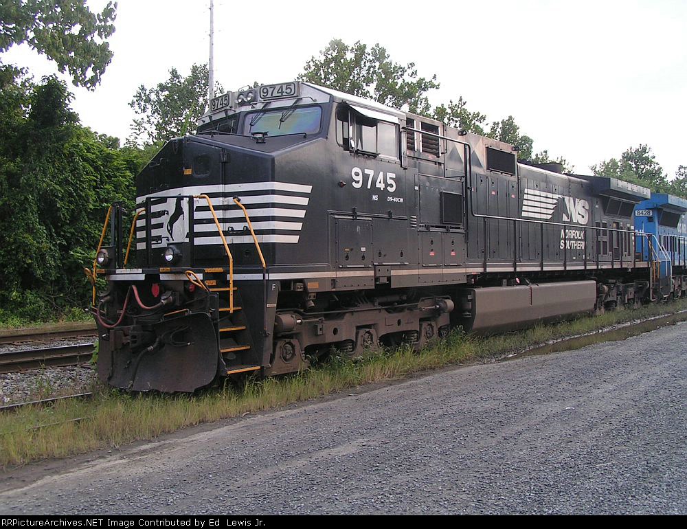 NS 9745